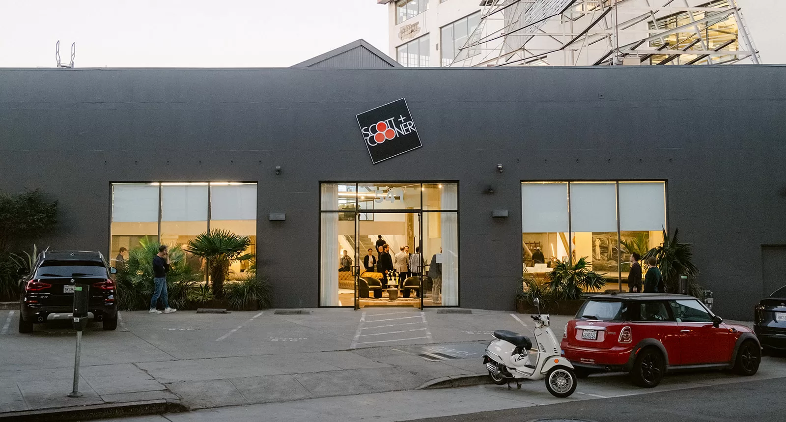 San Francisco showroom - Scott + Cooner modern furniture showrooms